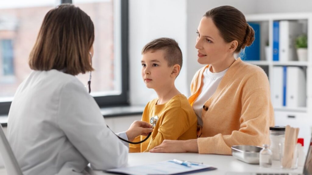 Nimesulida infantil: saiba dosagens, cuidados e precauções!