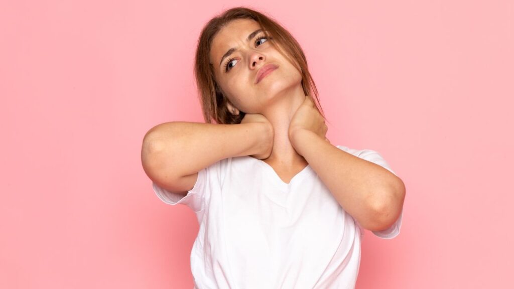 Íngua no pescoço: causas, sintomas, diagnóstico e tratamento